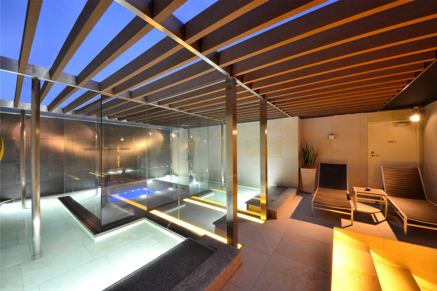 【保存版】新宿のラブホサウナ全16店舗まとめ！サウナデートにオススメ | サウナ専門メディア[holidaysauna]