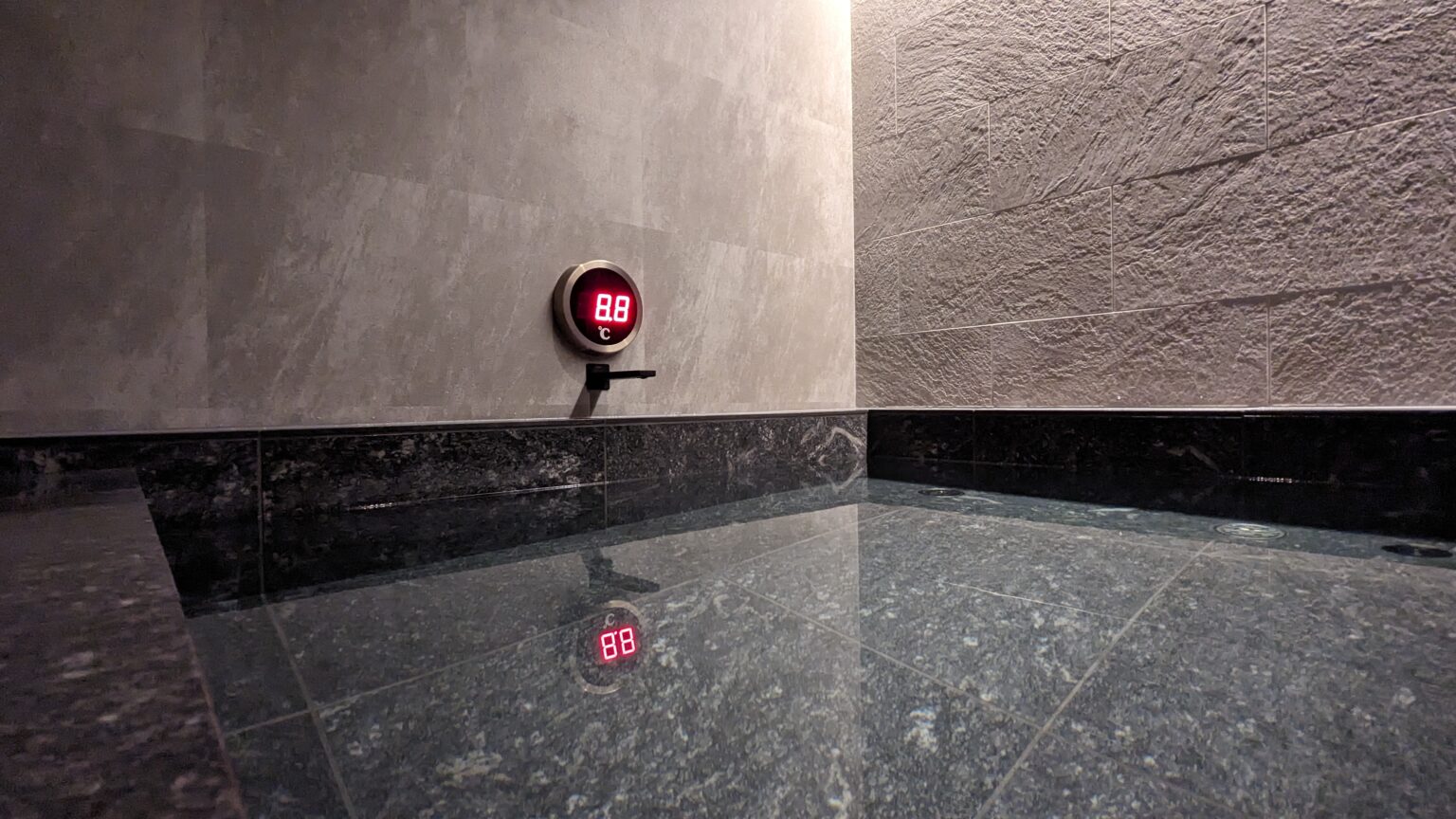 絶対に混まないサウナ専門店『SAUNA XX』体験レビュー！9度以下のグルシン水風呂も！ | サウナ専門メディア[holidaysauna]